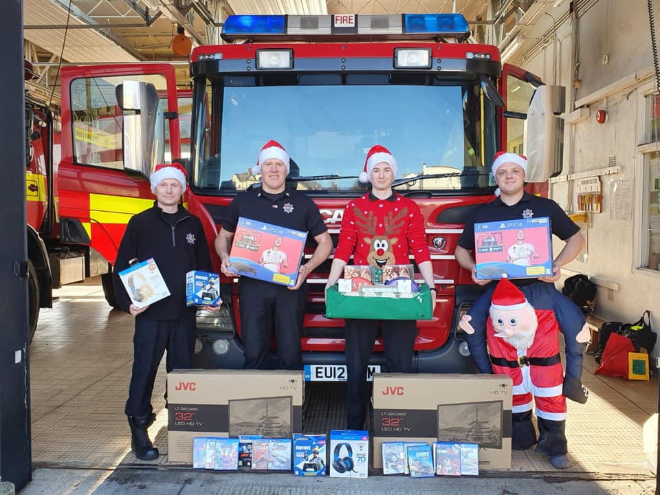 Farnham Fire Station raised over £1000 for our Children’s ward ...