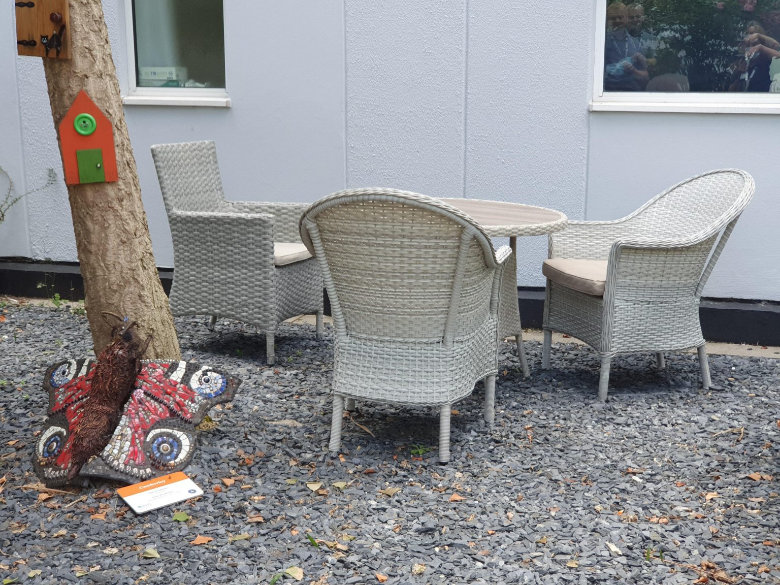 Bramblecrest donate stunning outside furniture to NHS - Frimley Health ...