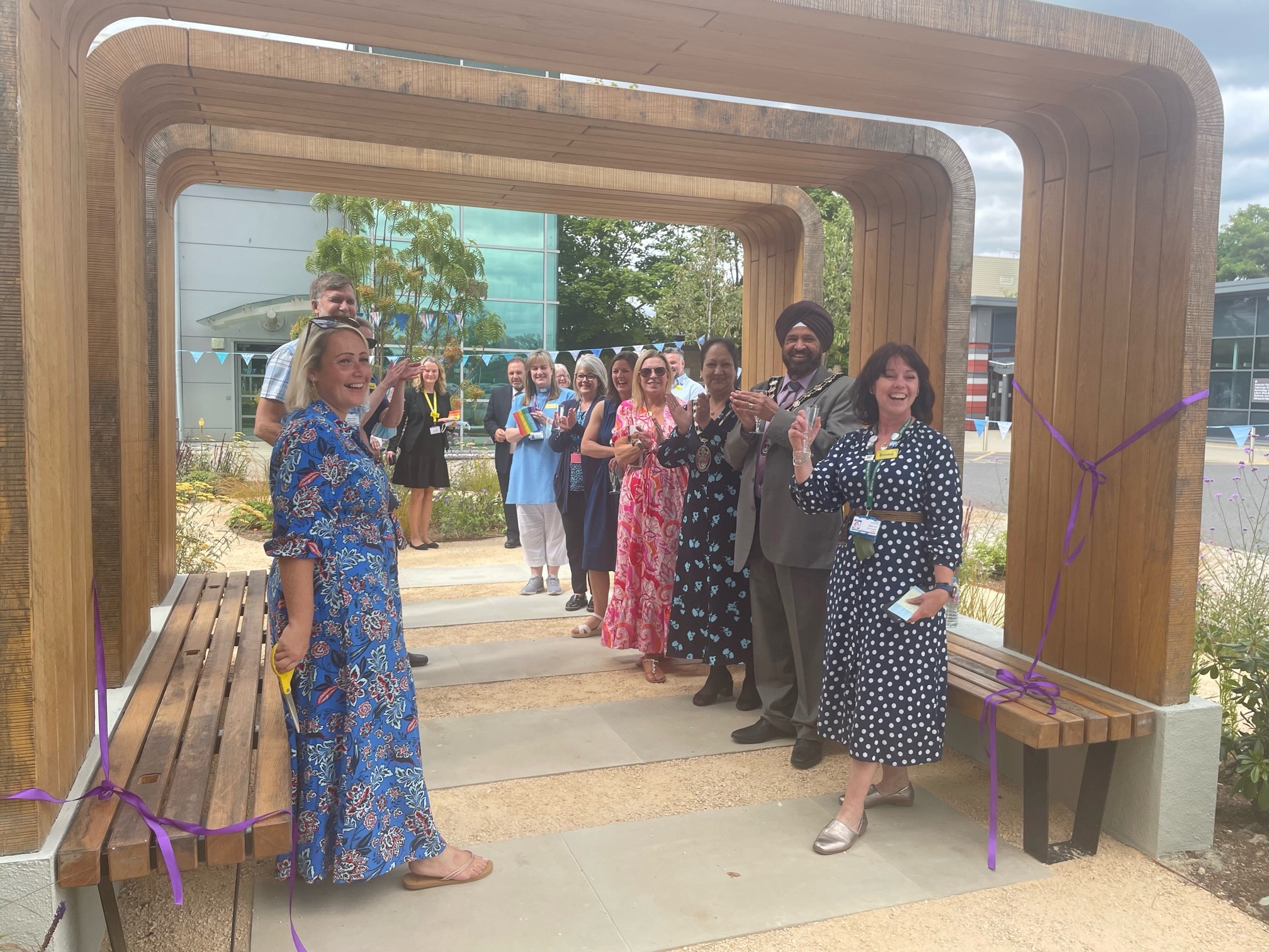 'Find Our Way' Garden Opens at Wexham - Frimley Health Charity